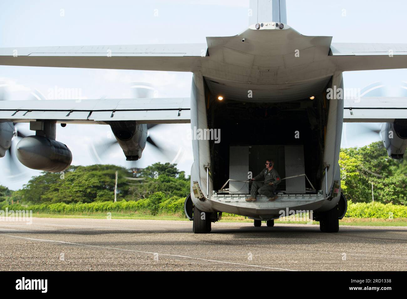 A KC-130J Super Hercules with Marine Aerial Refueler Transport Squadron ...