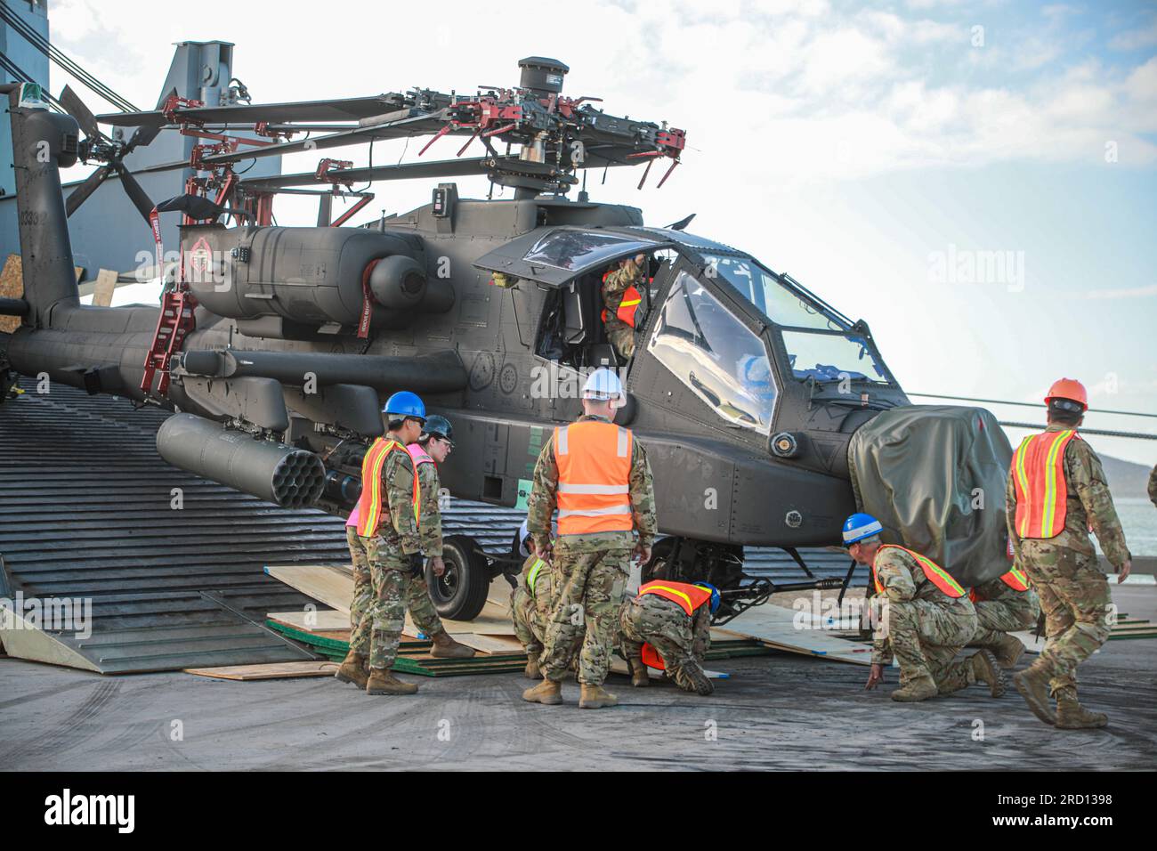 Soldiers assigned to Task Force Warhawk, 16th Combat Aviation Brigade ...
