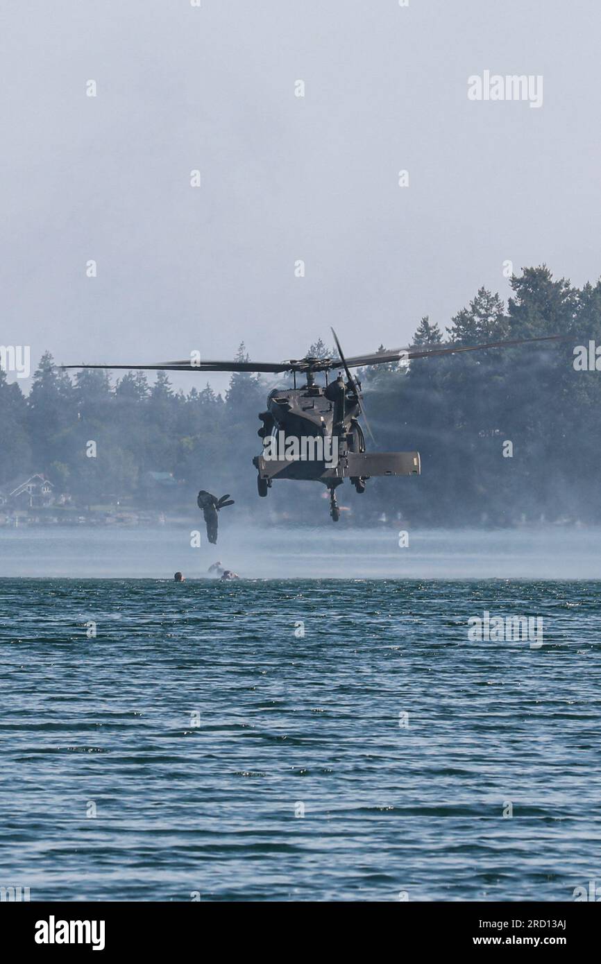 U.S. Army Soldiers assigned to the 1st Special Forces Group, conduct ...