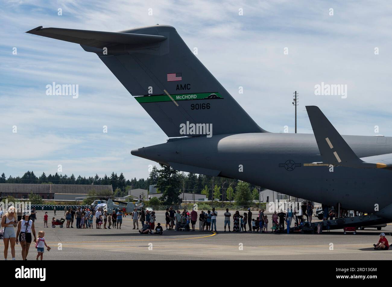 Attendees of the Joint Base Lewis-McChord Airshow and Warrior Expo wait ...