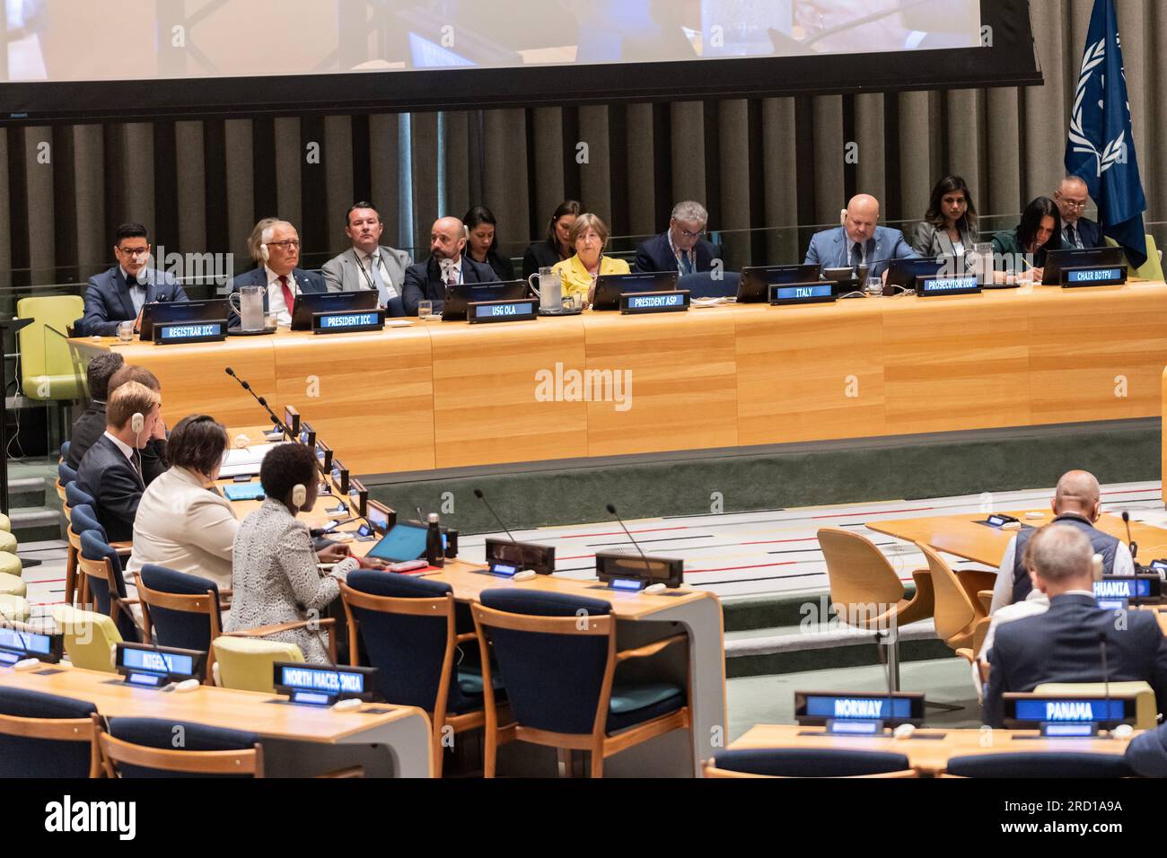 Rome statute hi-res stock photography and images - Alamy