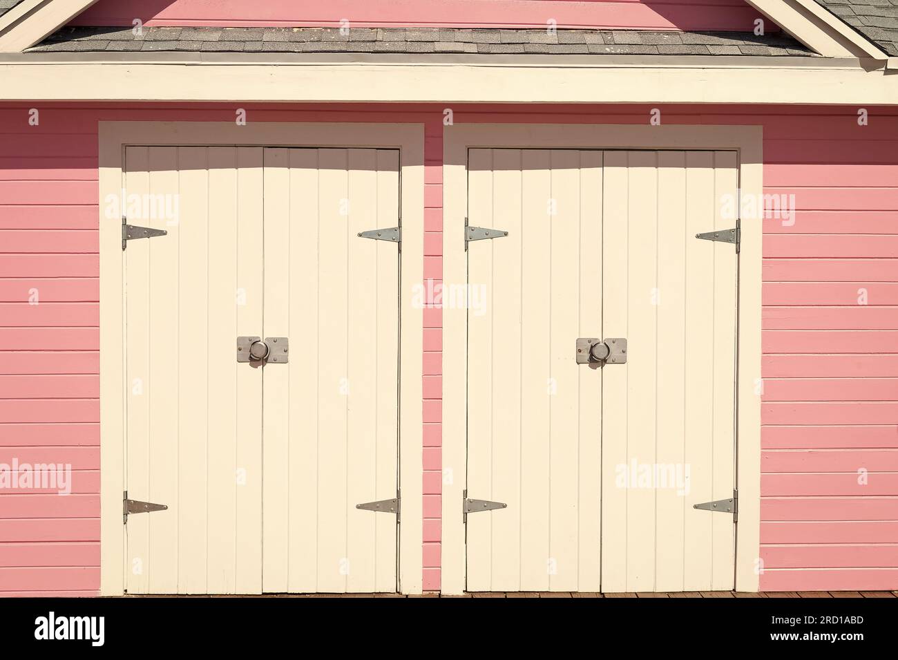 door entrance of pink storefront. door entrance outdoor. photo of door ...