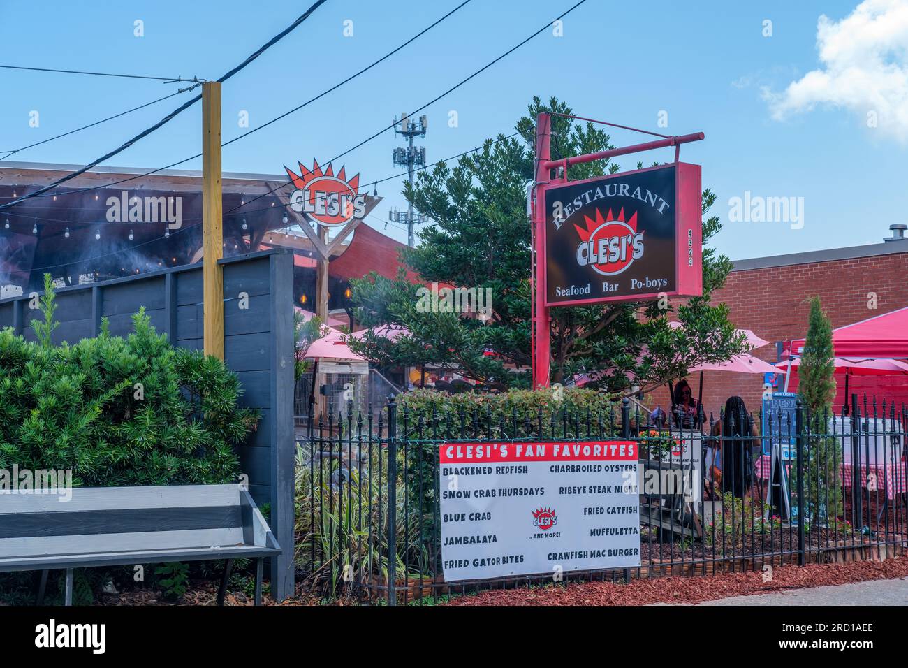 Food dining seafood restaurant hi-res stock photography and images - Alamy