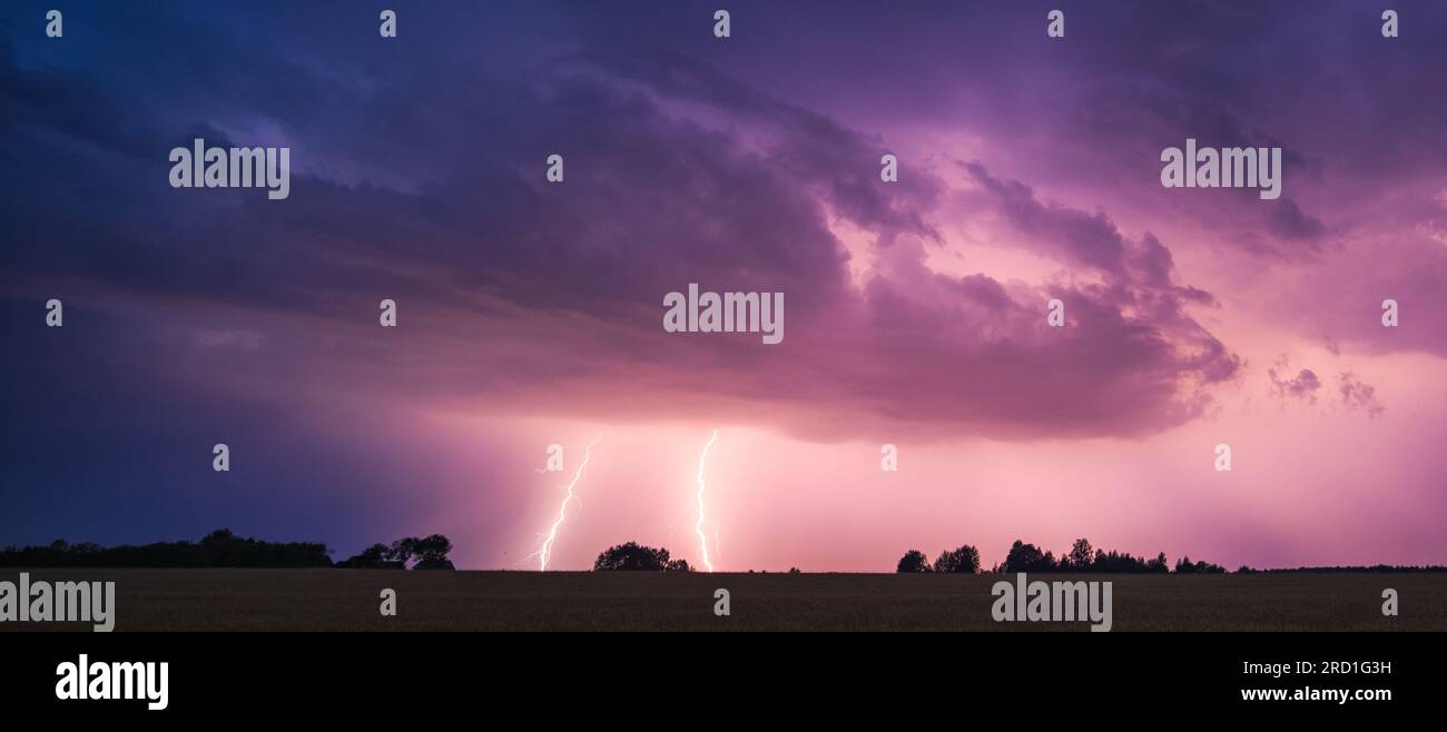 Severe lightning storm daytime hi-res stock photography and images - Alamy