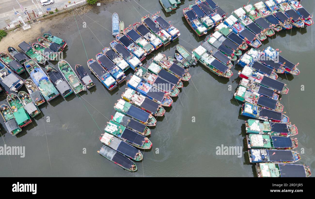 Aerial photo shows fishing boats returning to ports in face of Typhoon ...