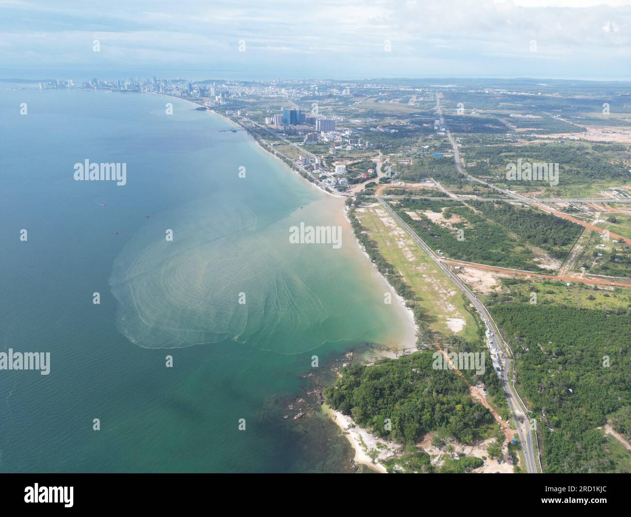 Beautiful blue ocean city hi-res stock photography and images - Alamy
