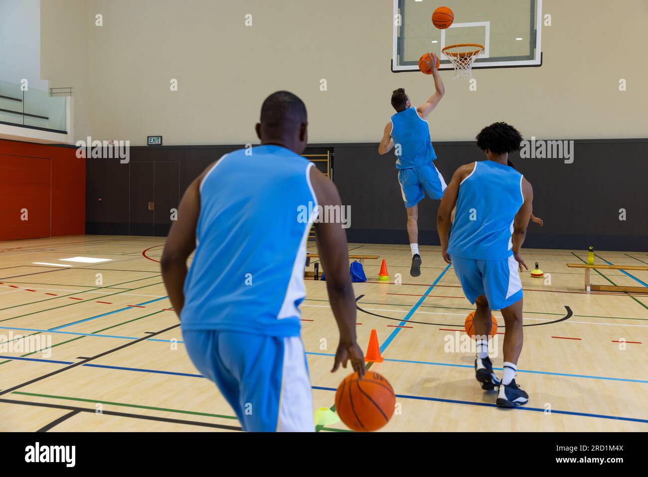 Diverse gym activity hi-res stock photography and images - Alamy
