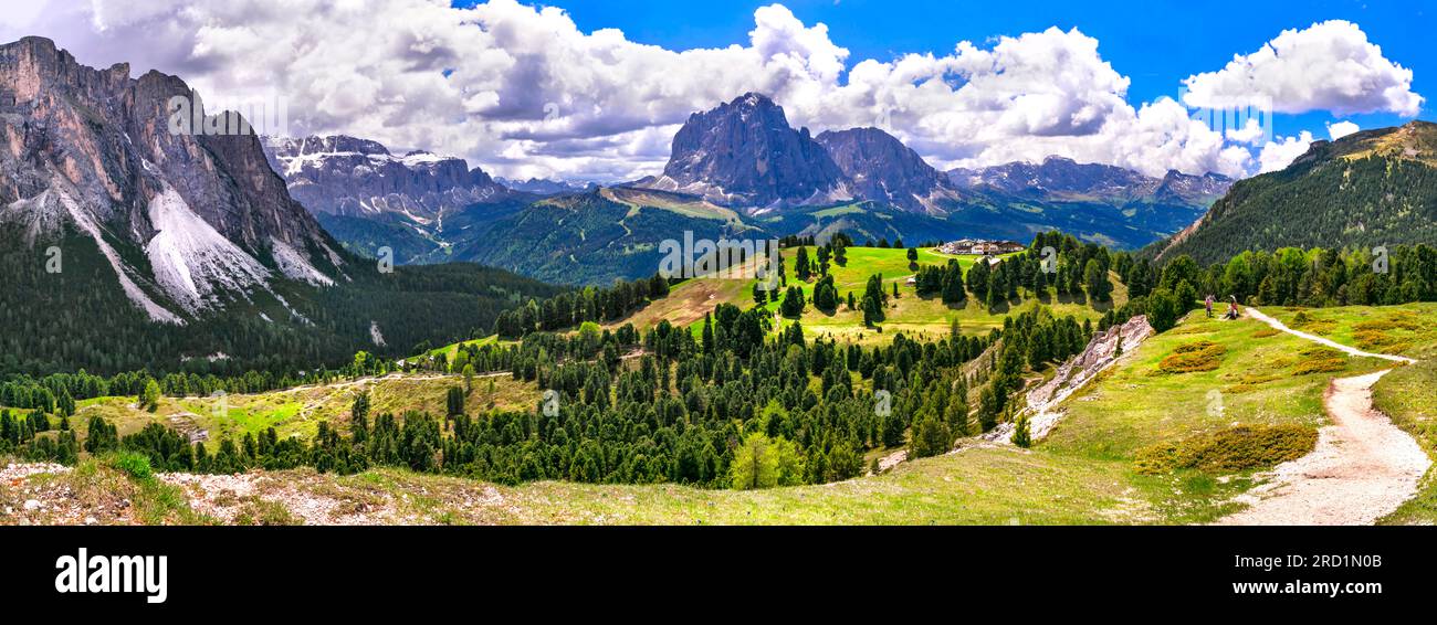 Breathtaking panorama of beautiful Alps mountains Dolomites, Val ...