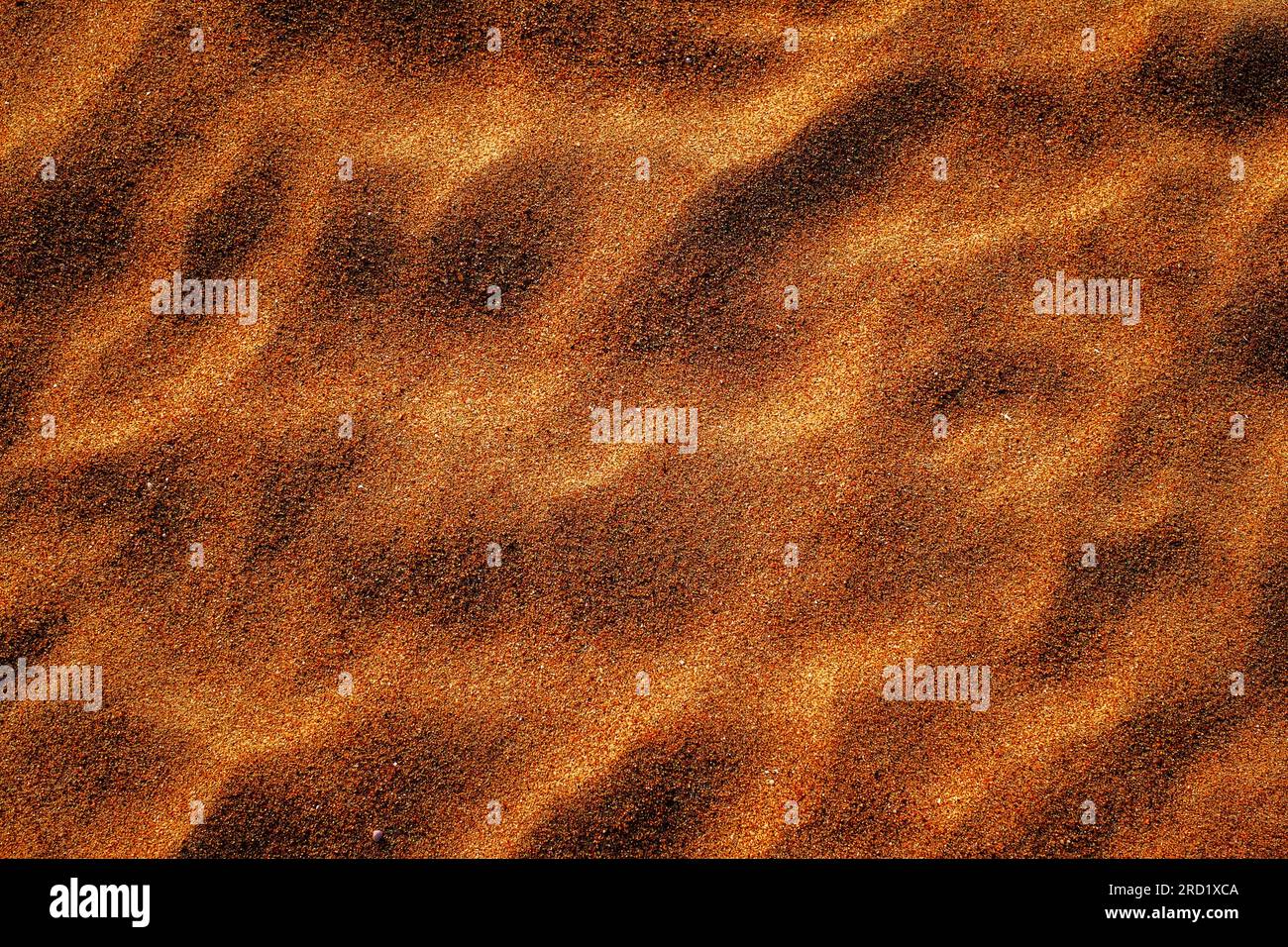 Golden sand texture at the beach Stock Photo - Alamy