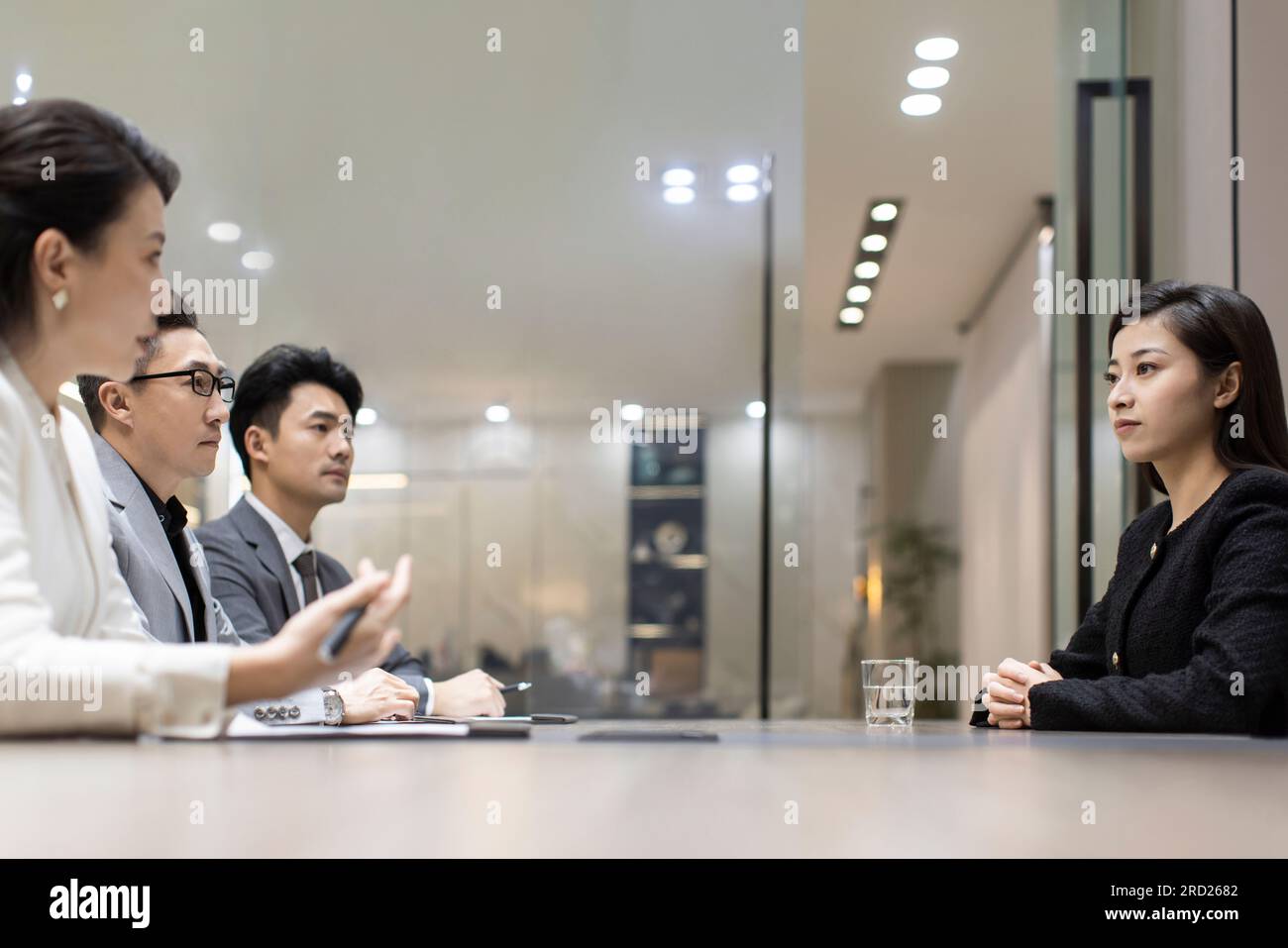 Chinese interviewee hi-res stock photography and images - Alamy