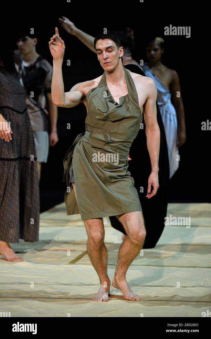 Avignon, France. 17th July, 2023. Thibault Lac dances during the ...