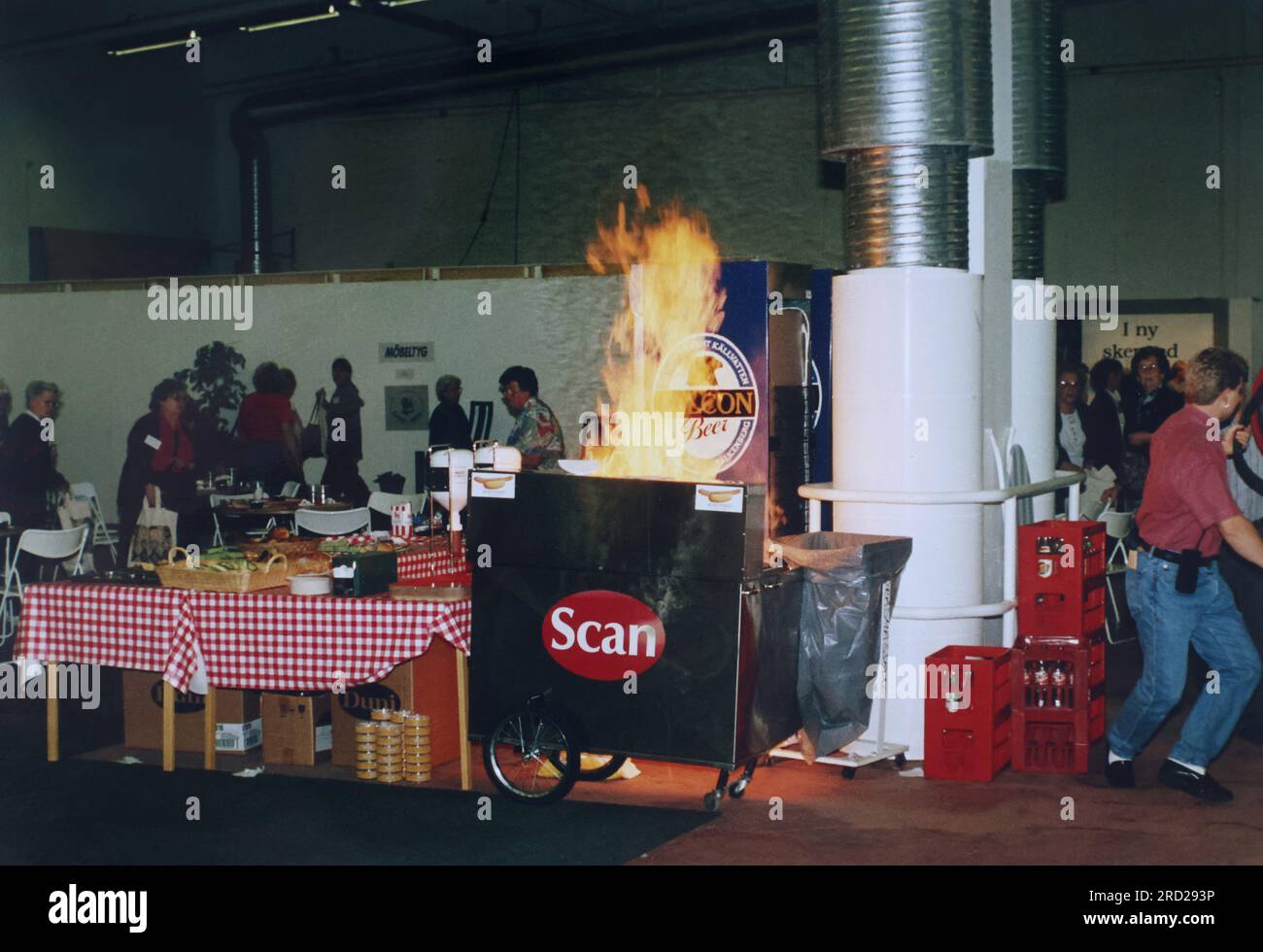 Red fire cart hi-res stock photography and images - Alamy