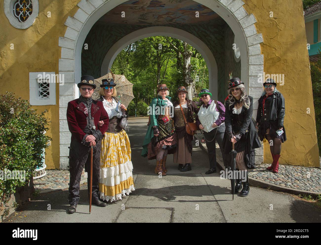 Steampunk group hi-res stock photography and images - Alamy