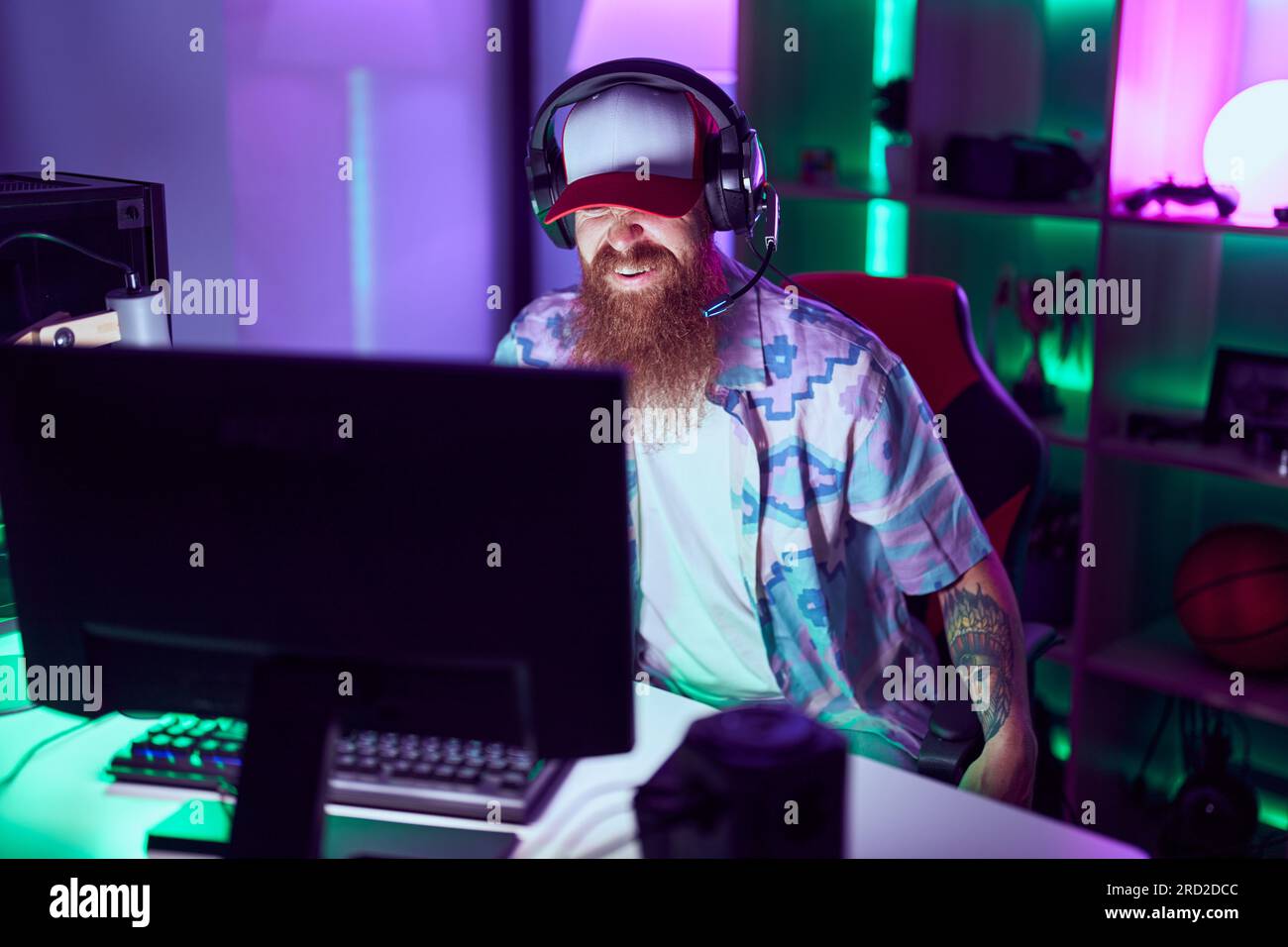 Young redhead man streamer hi-res stock photography and images - Alamy