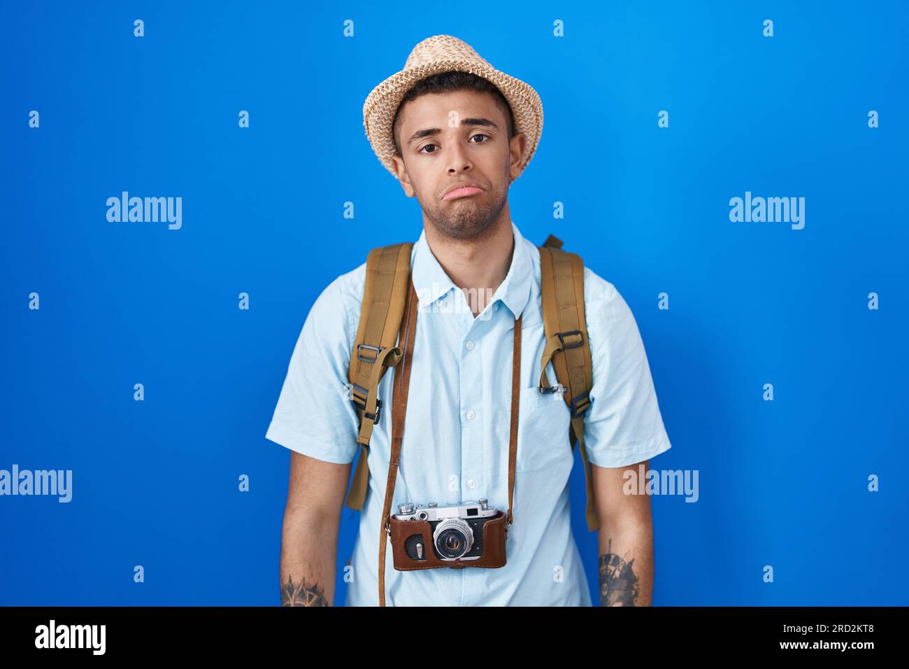 Man crying unhappy tourist hi-res stock photography and images - Alamy