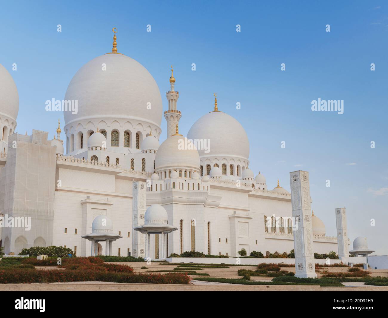 20 March 2023, Abu Dhabi, UAE: Sheikh Zayed Mosque largest mosque of ...