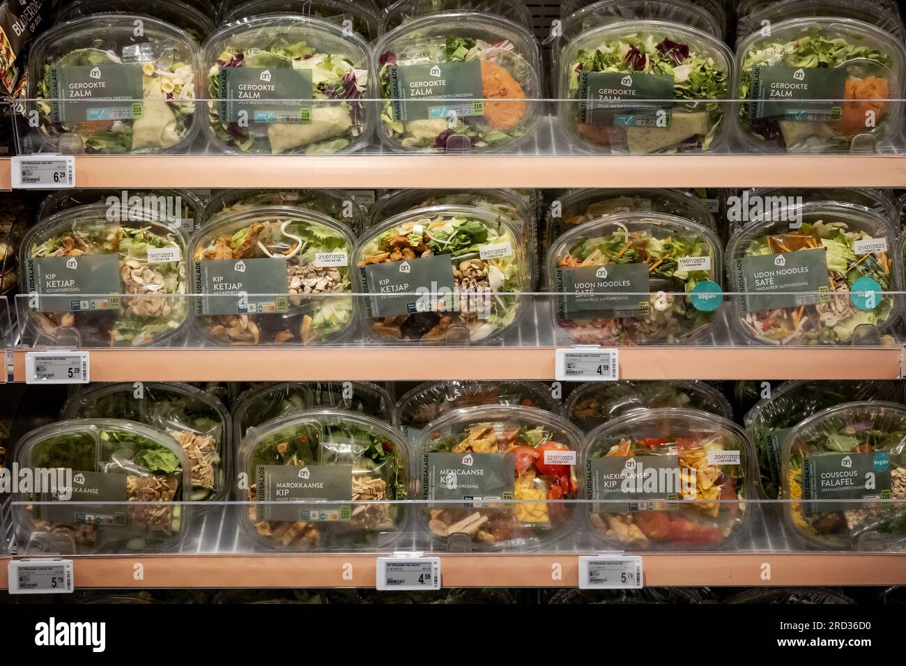 AMSTERDAM - Pre-packaged salads in the fresh department in an Albert ...