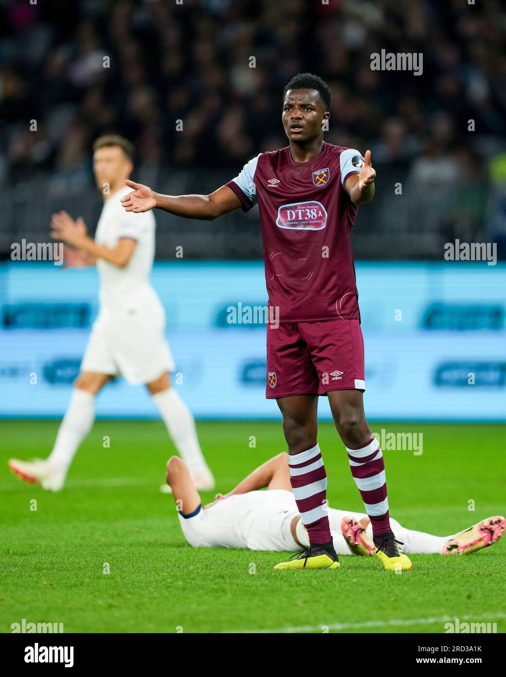 Soccer foul australia hi-res stock photography and images - Alamy
