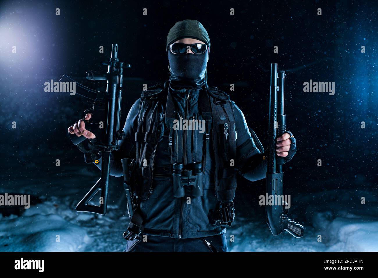 Strong man military special forces standing with gun at night Stock ...