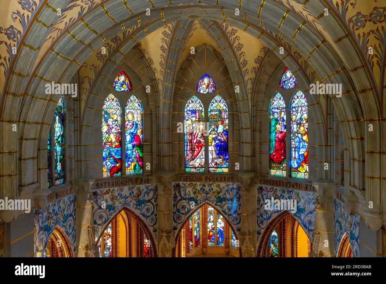 Apse and presbytery of chapel inside Episcopal Palace of Astorga ...