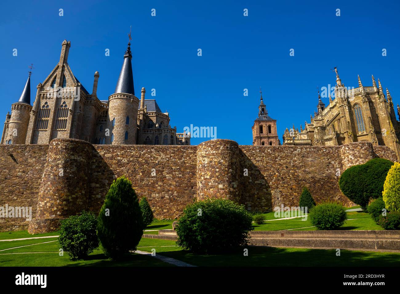 The Episcopal Palace of Astorga designed by famous Catalan modernist ...