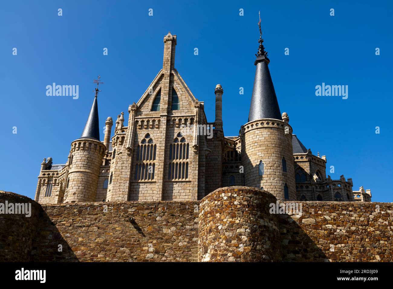 The Episcopal Palace of Astorga designed by famous Catalan modernist ...