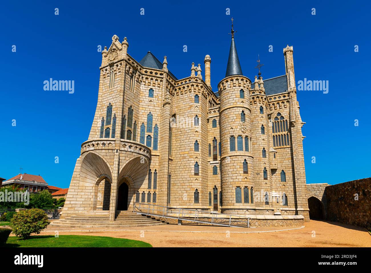 The Episcopal Palace of Astorga designed by famous Catalan modernist ...
