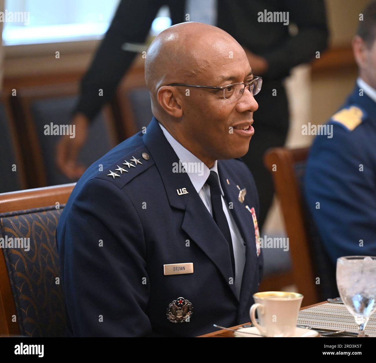 Lt gen staff hi-res stock photography and images - Alamy