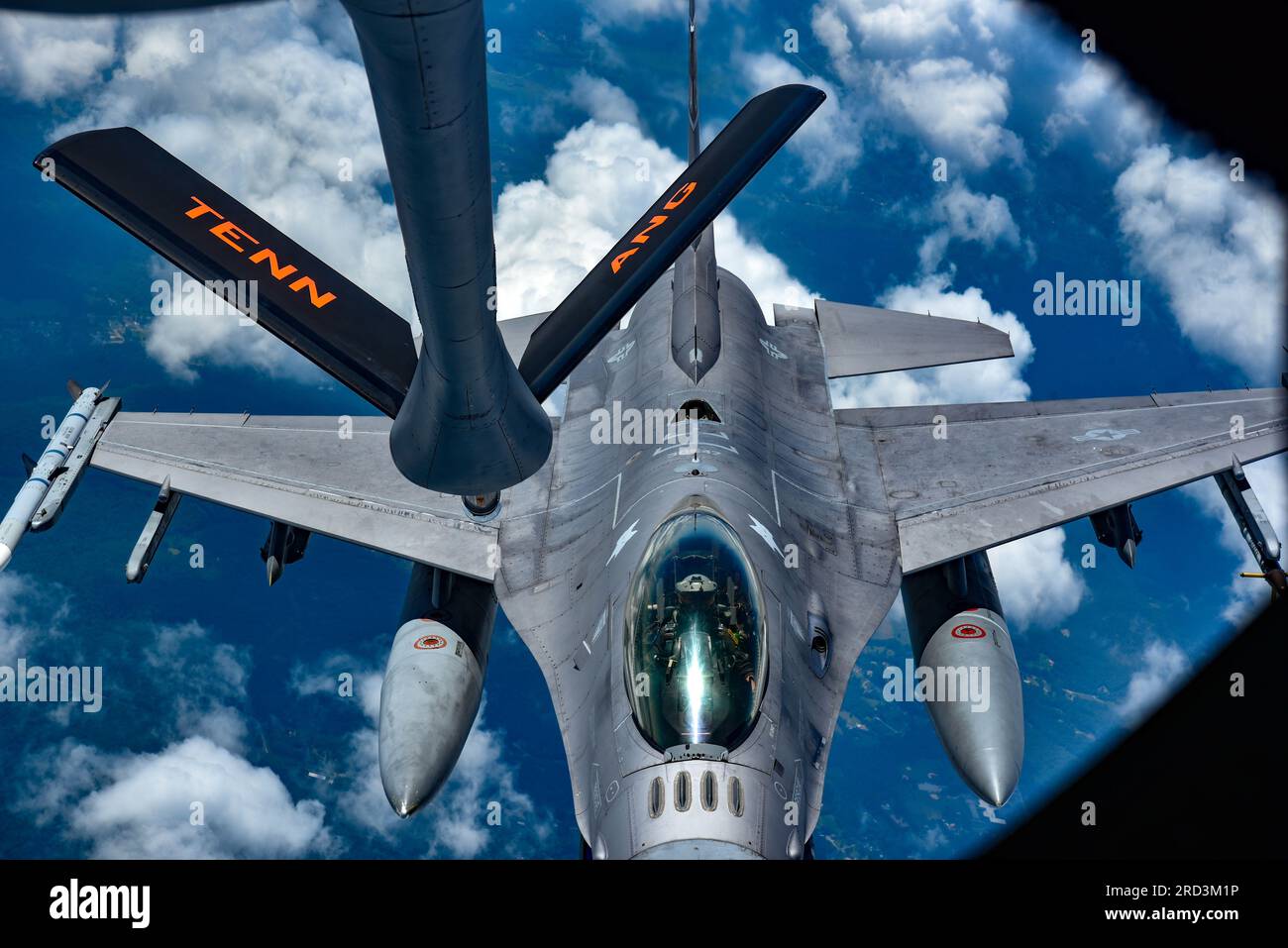 An F-16 from the 169th Fighter Wing in South Carolina approaches the ...