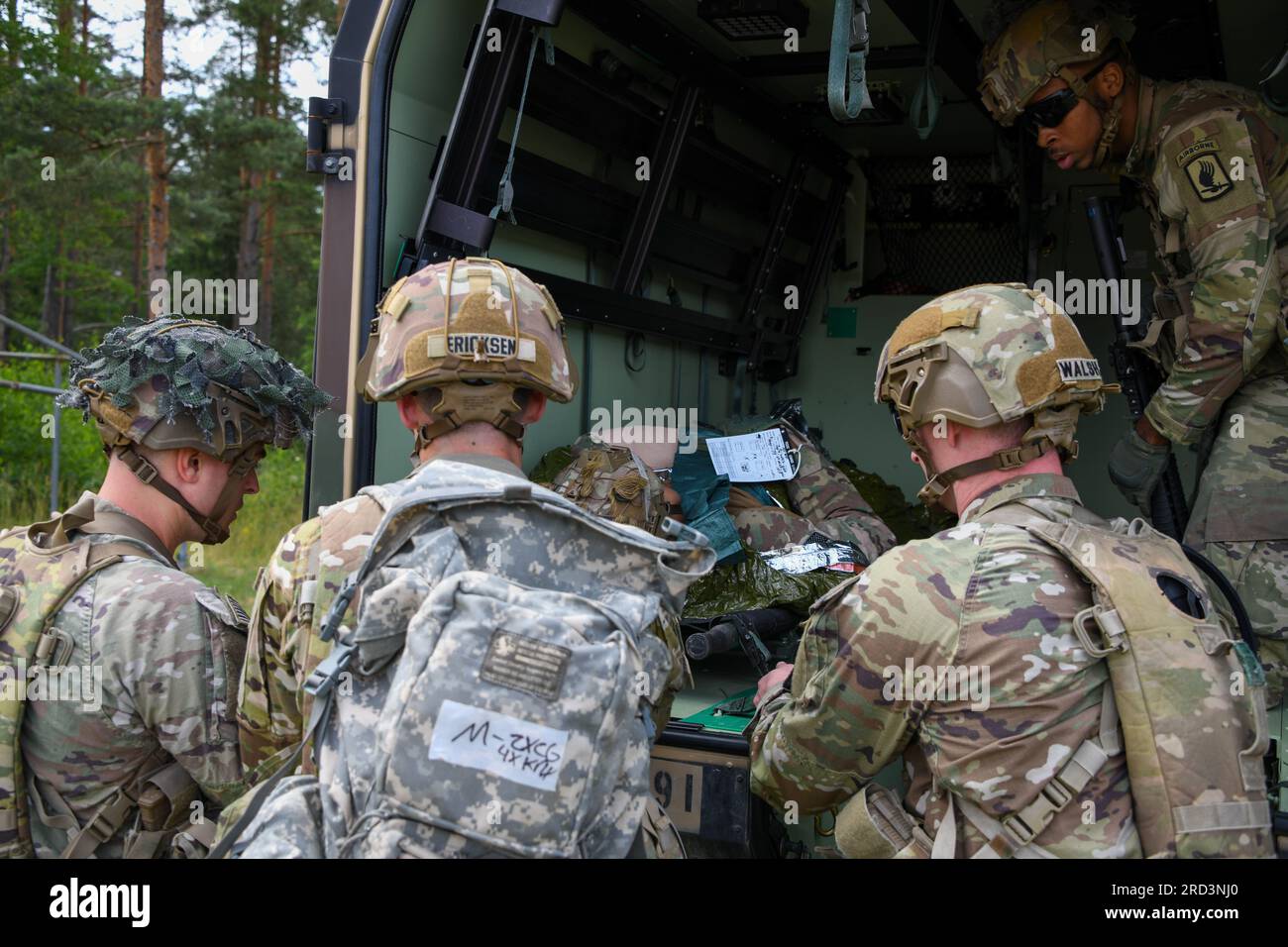 Indomitable soldiers hi-res stock photography and images - Alamy