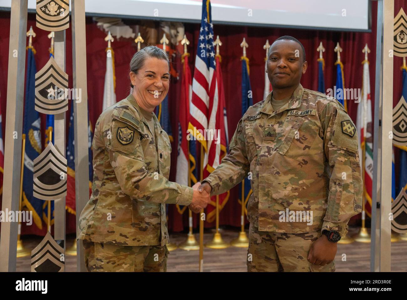 313th movement control battalion hi-res stock photography and images ...