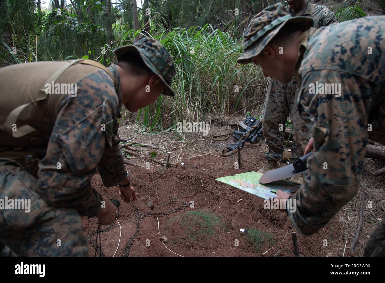 U.S. Marines with Advanced Infantry Training Battalion, School of ...