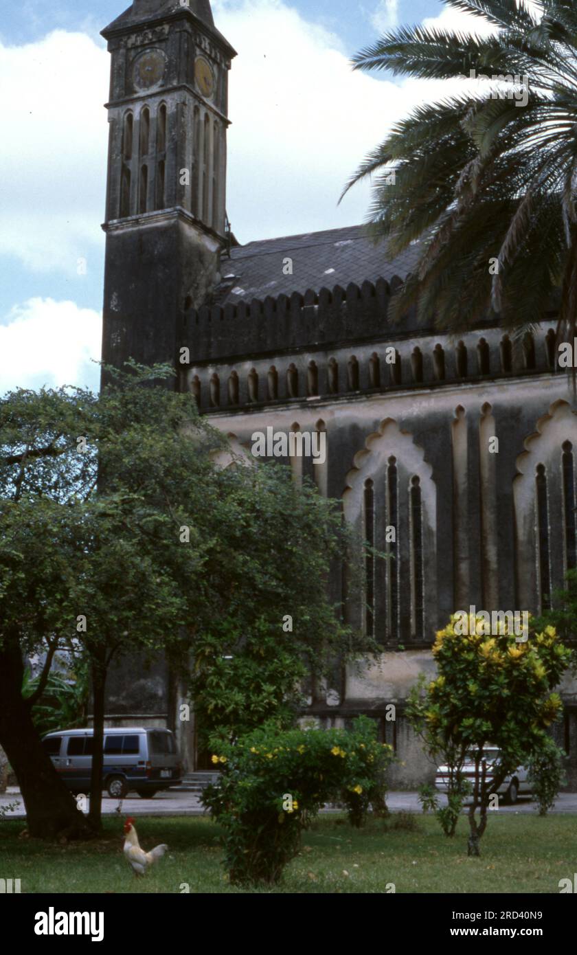 Market at stone town zanzibar 1998 hi-res stock photography and images ...