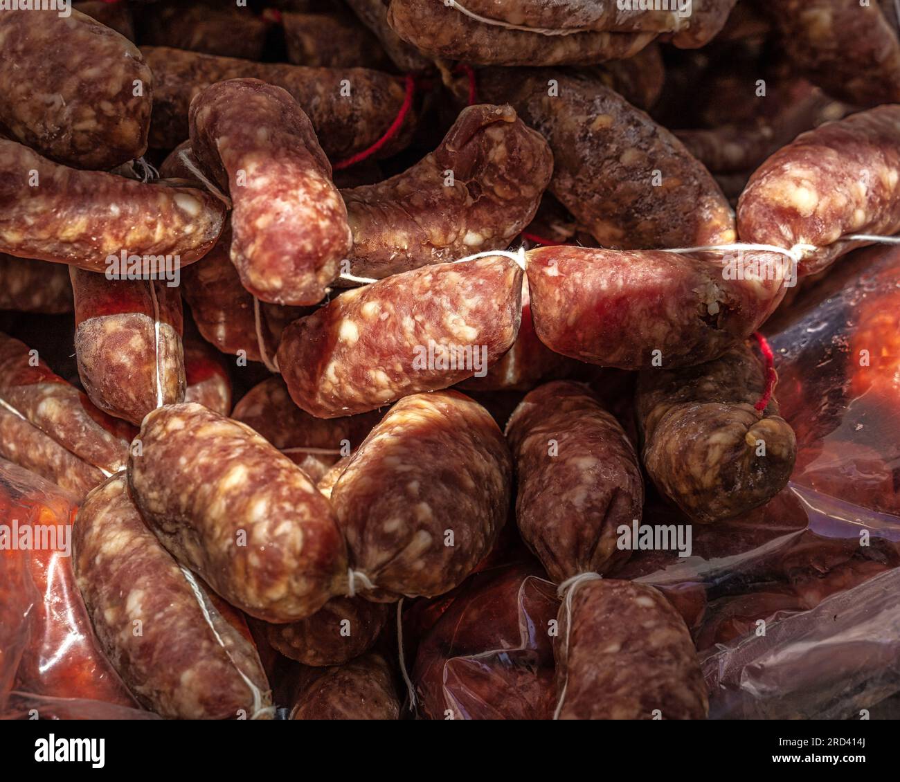 Raw uncooked italian sausages hi-res stock photography and images - Alamy