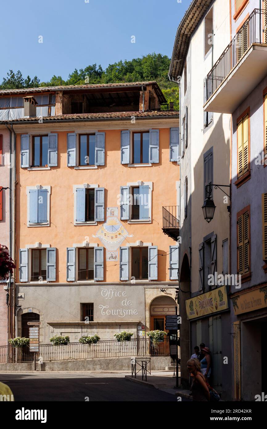 Street scene in Castellane, Route Napoleon, Gorges du Verdon, Alpes-de ...