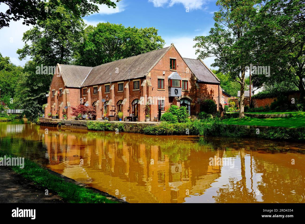 Historic village of Worsley with tudor style homes by the Bridgewater ...