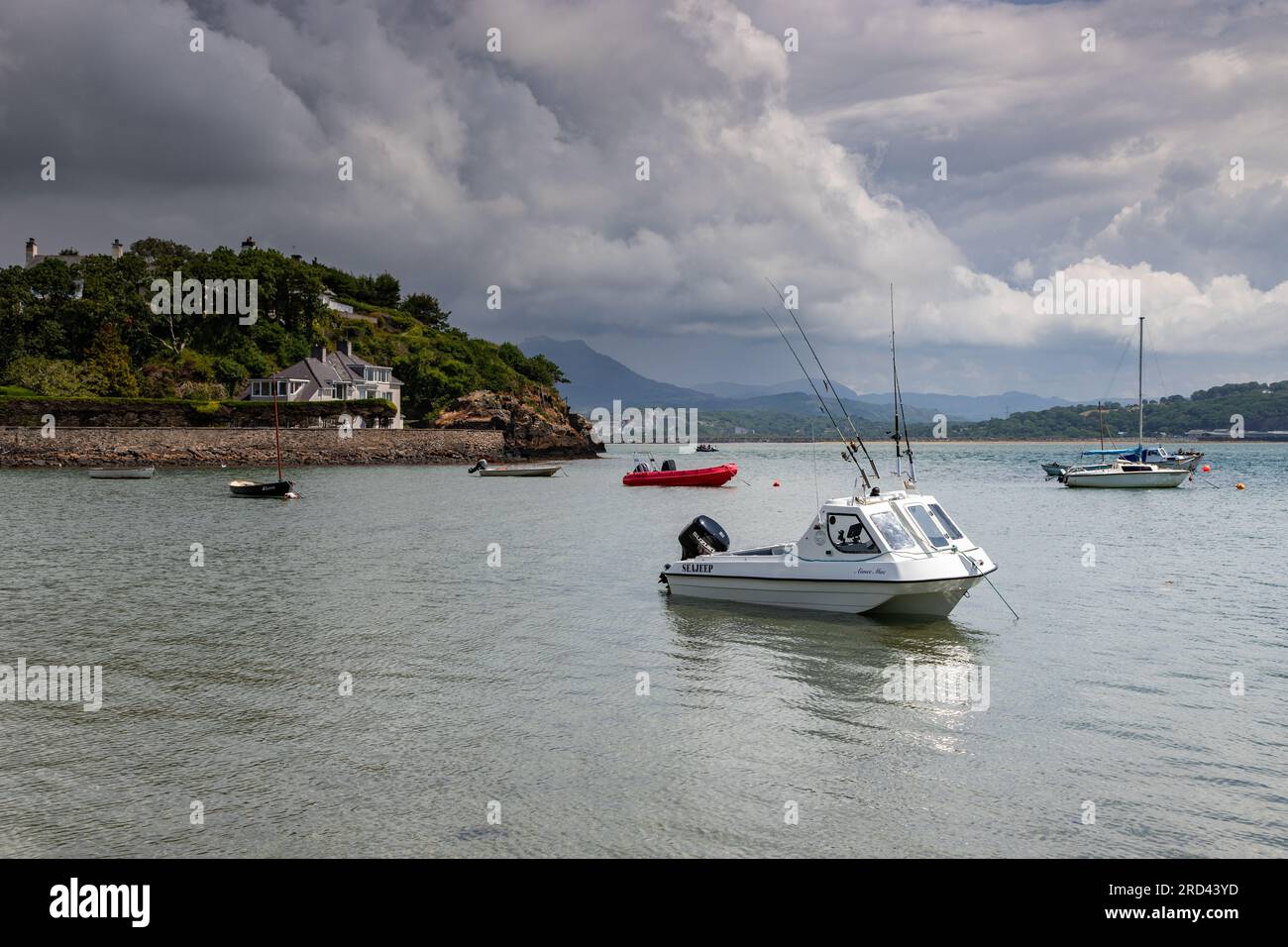 Borth y gest boats hi-res stock photography and images - Alamy