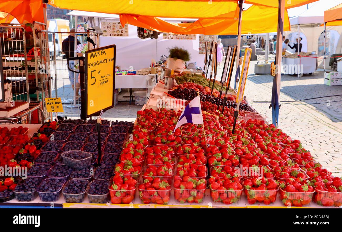 Fruit, berries and vegetables for sale at the Market Square, Kauppatori ...