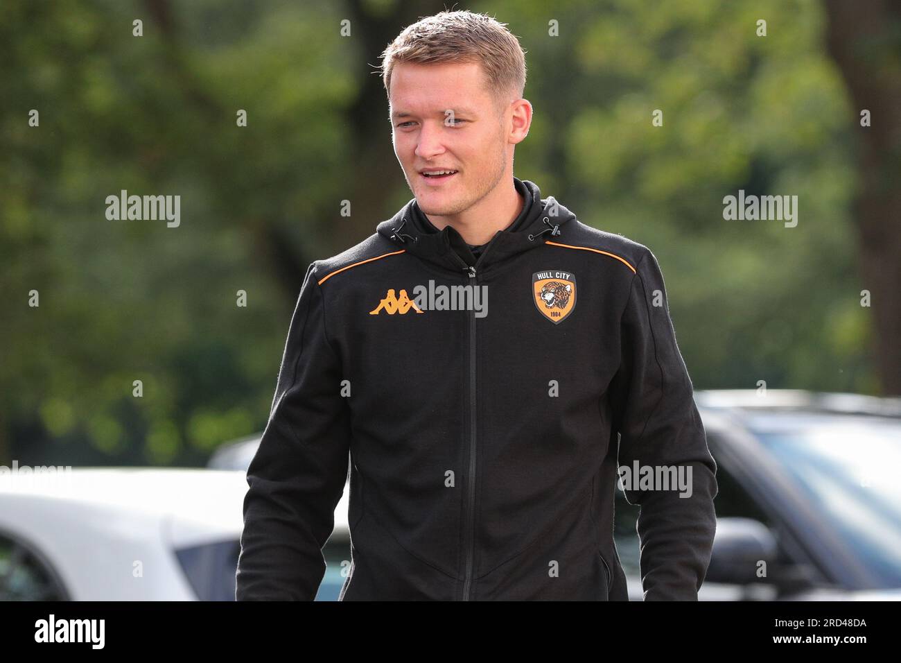 Sean McLoughlin #17 of Hull City arrives at The MKM Stadium ahead of ...