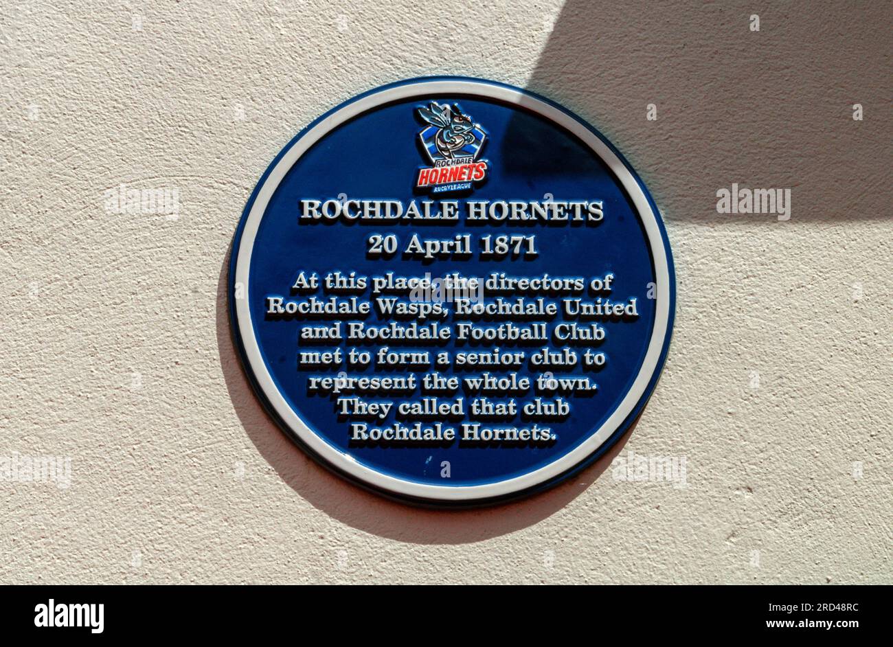Rochdale Hornets blue plaque. Roebuck Inn, Rochdale Stock Photo - Alamy