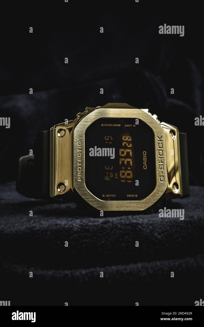 Gold casio watch hi-res stock photography and images - Alamy