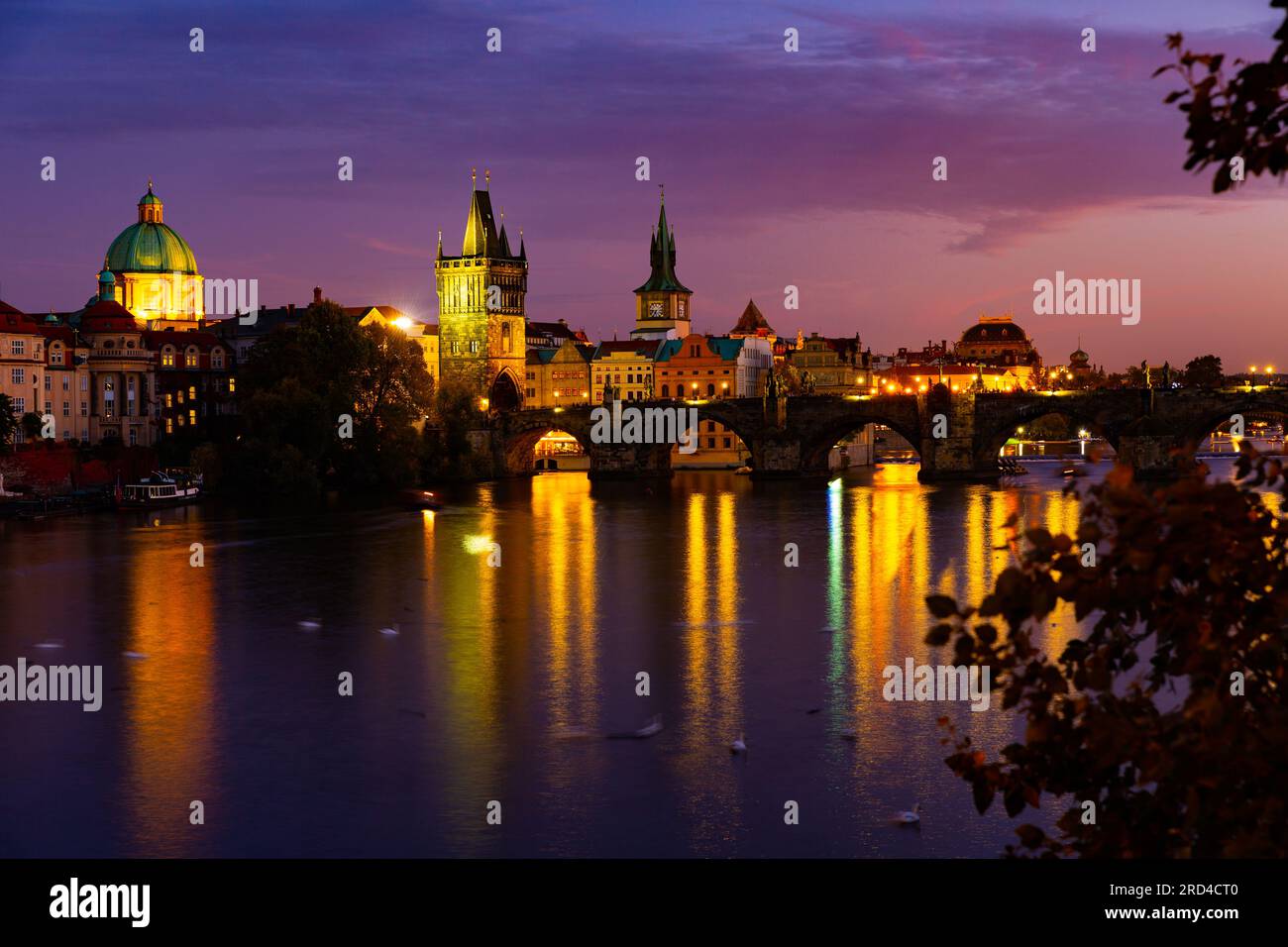 View charles river buildings hi-res stock photography and images - Alamy