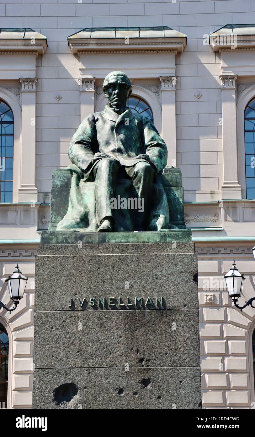 J V Snellman statue in front of Bank of Finland building in Helsinki ...