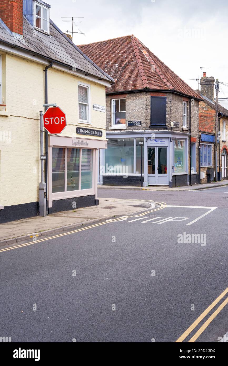 Road junction markings uk hi-res stock photography and images - Alamy