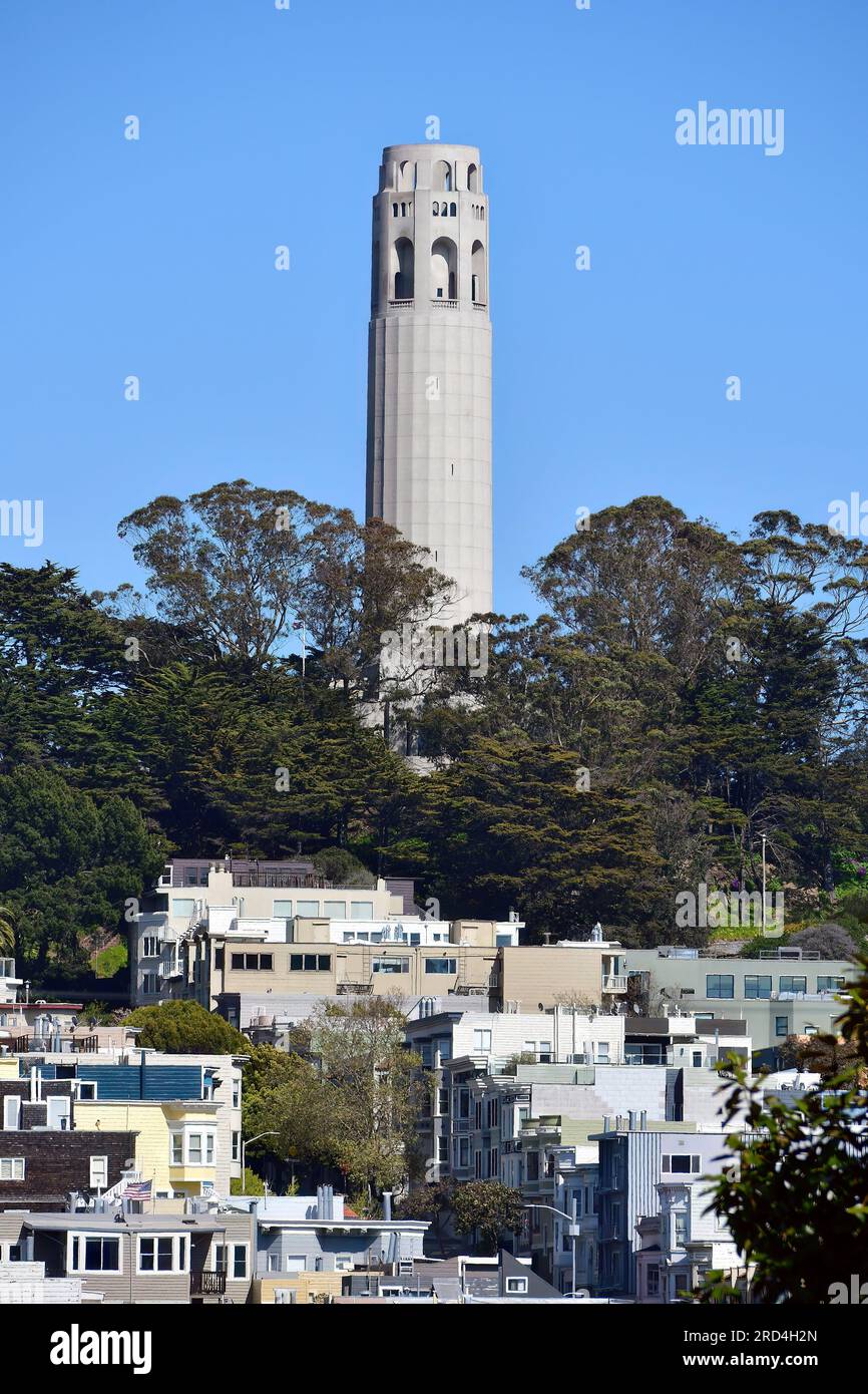 Coit Tower, Pioneer Park, Telegraph Hill, San Francisco, California ...