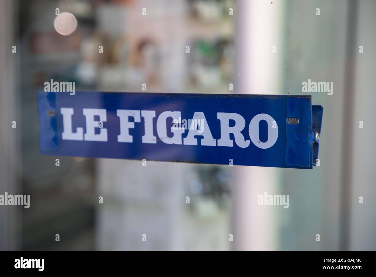 Le figaro logo hi-res stock photography and images - Alamy