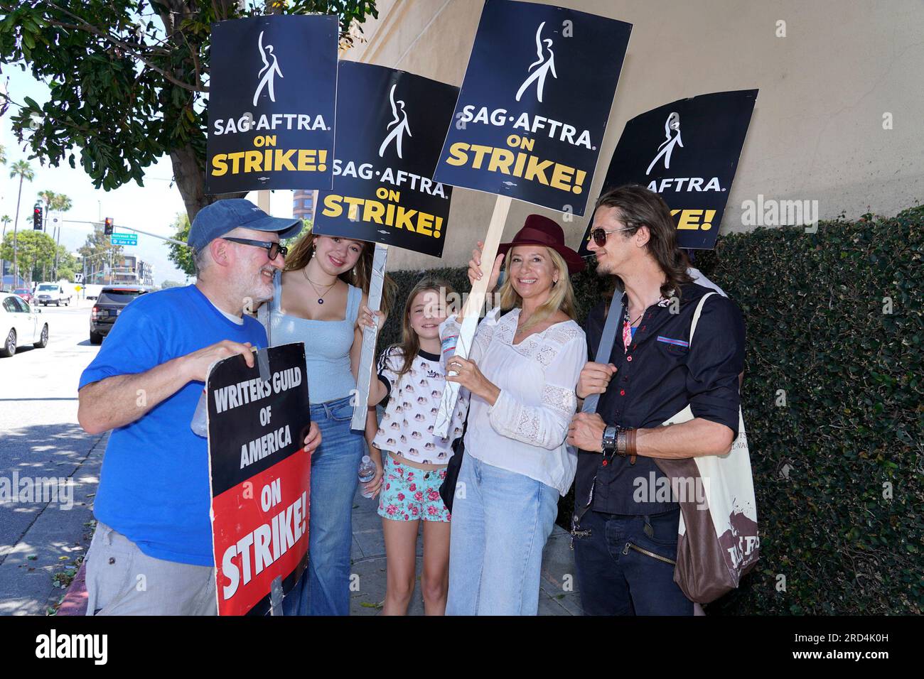 Mira Sorvino, from second right, her children Lucia Backus and Mattea ...