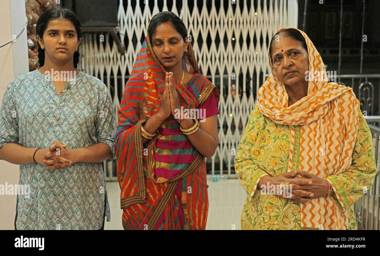 Beawar, Rajasthan, India, July 17, 2023: Hindu devotees offers prayers ...