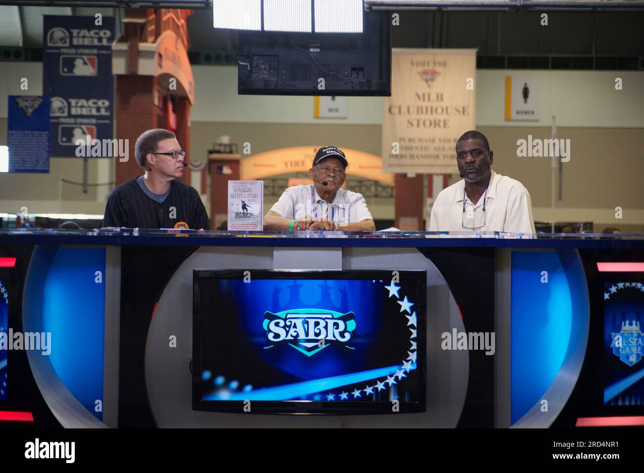 Negro Baseball League umpire Bob Motley, with son of legendary ...