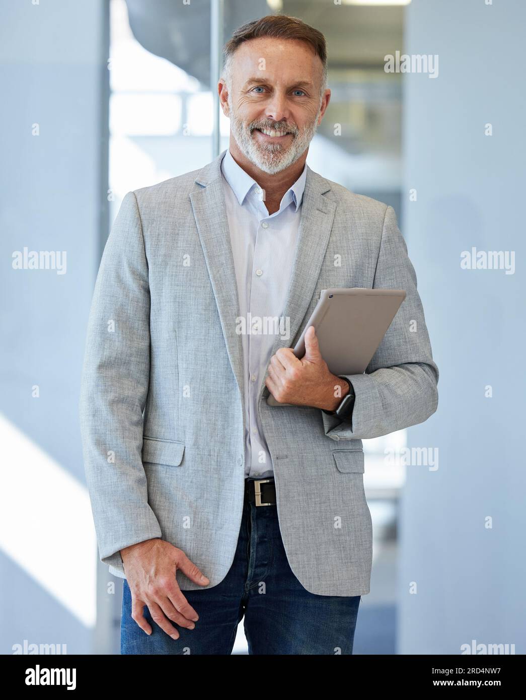 Business man, ceo and portrait with tablet, smile and suit for ...